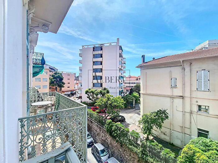 Appartement à vendre - Cannes, Petit Juas - 2 pièces - 2 chambres