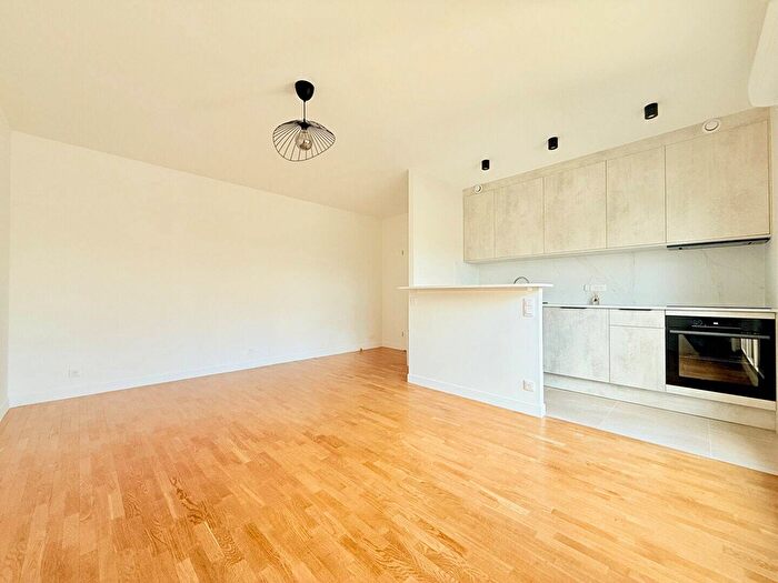 Appartement à louer - Front de Seine-Bellini, Puteaux - 1 pièce