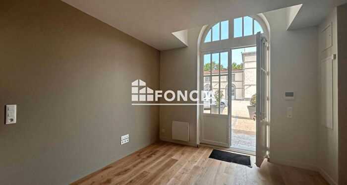 Petite Couronne, Riom - Appartement 2 pièces à louer