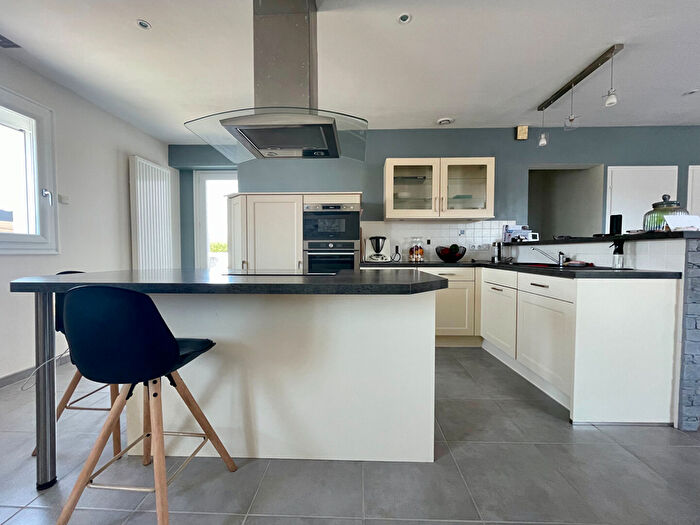 Maison 5 pièces à Dompierre-sur-Yon, à vendre