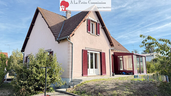 Maison 6 pièces à Chartres, à vendre