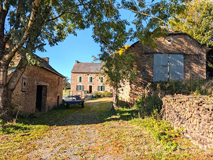 Maison à vendre - Comps-la-Grand-Ville - 7 pièces - 6 chambres