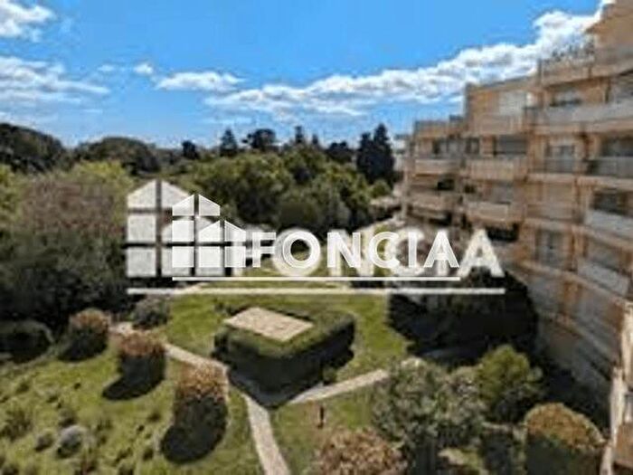 Appartement à louer - Fernand Brunel, Lunel - 2 pièces - 1 chambre