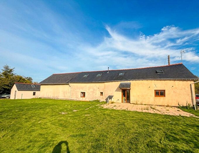 Javron-les-Chapelles : Maison 4 pièces à vendre