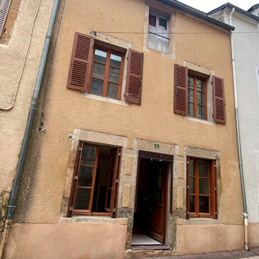 Maison 4 pièces à Saint-Saulge, à vendre