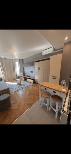 Appartement 1 pièce à louer à Juan-les-Pins, Antibes