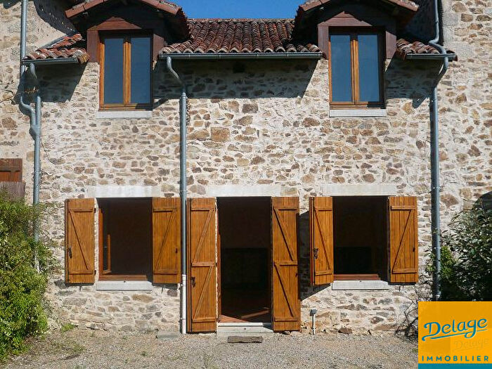 Maison à louer - Rilhac-Rancon - 5 pièces - 3 chambres