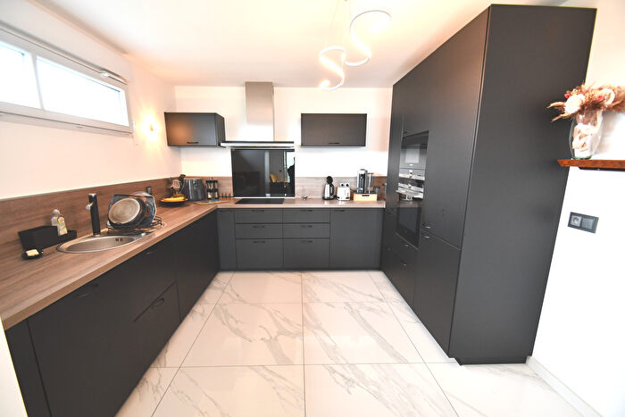 Appartement à vendre - Livry-Gargan, Nord - 3 pièces - 2 chambres