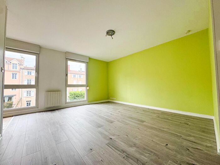 Appartement à louer - Mâcon, Centre-ville - 1 pièce