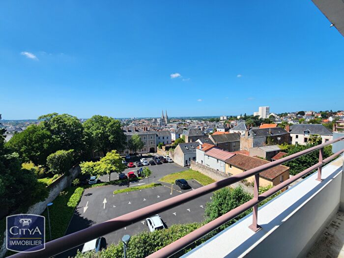 Appartement 1 pièce à Cholet, Gambetta, à vendre