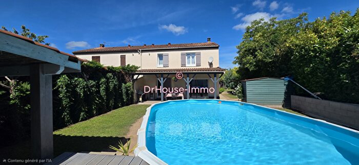 Maison 4 pièces à Villeneuve-sur-Lot, Sainte-Catherine, à vendre