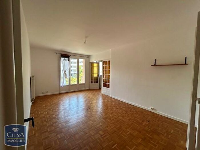 Appartement à vendre - Échirolles, Centre-ville - 4 pièces - 2 chambres