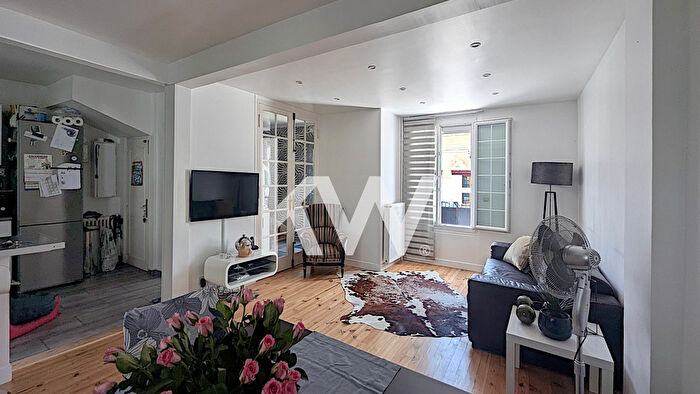 Maison à vendre - Montmorency, Bas Montmorency - 6 pièces - 4 chambres