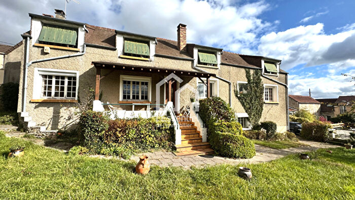 Maison à vendre - Chanteloup-les-Vignes - 6 pièces - 3 chambres