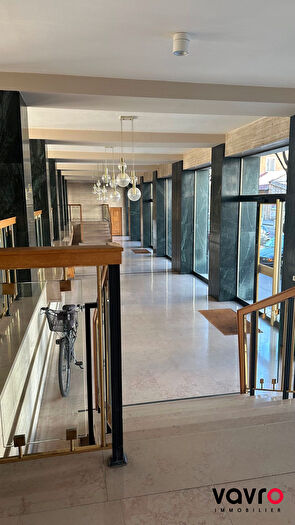 Maisons à vendre et appartements à louer - 1