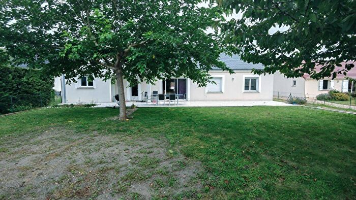 Maison 5 pièces à Chaingy, à louer