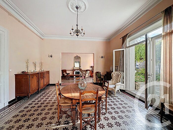 Maison 8 pièces à vendre - Saint-Geniès-des-Mourgues