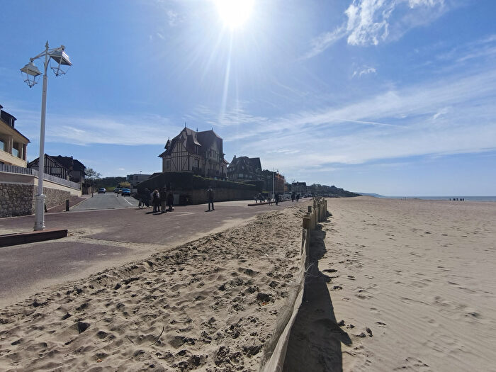 Appartement à vendre - Benerville-sur-Mer - 3 pièces - 2 chambres