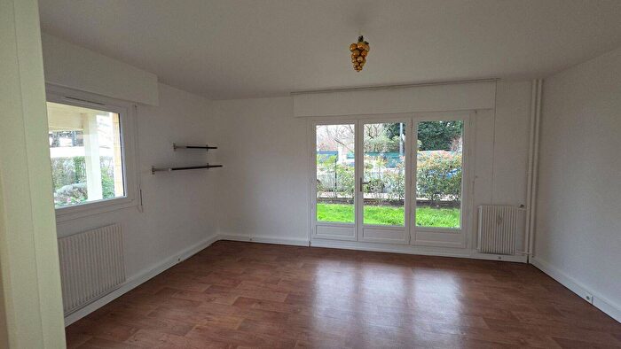 Appartement à louer - Bord de Seine-Les Martinets, Rueil-Malmaison - 1 pièce