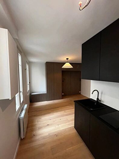 Enfants Rouges, Paris 3ème arrondissement : Appartement 1 pièce à louer