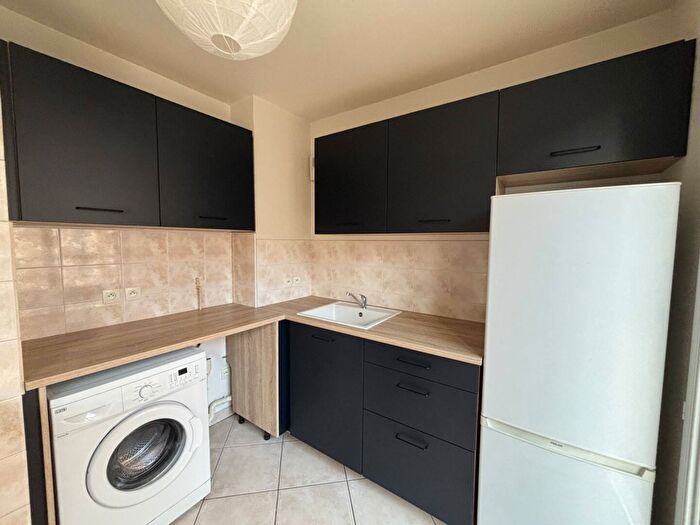 Appartement à louer - Grenoble - 3 pièces - 2 chambres