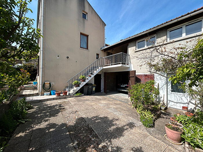 Villebon-sur-Yvette : Maison 5 pièces à vendre