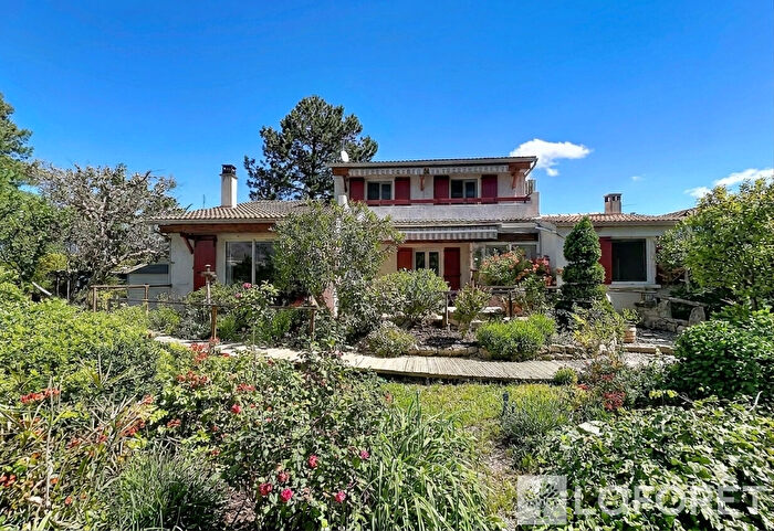 Maison 6 pièces à Orange, Colline, Etang, à vendre