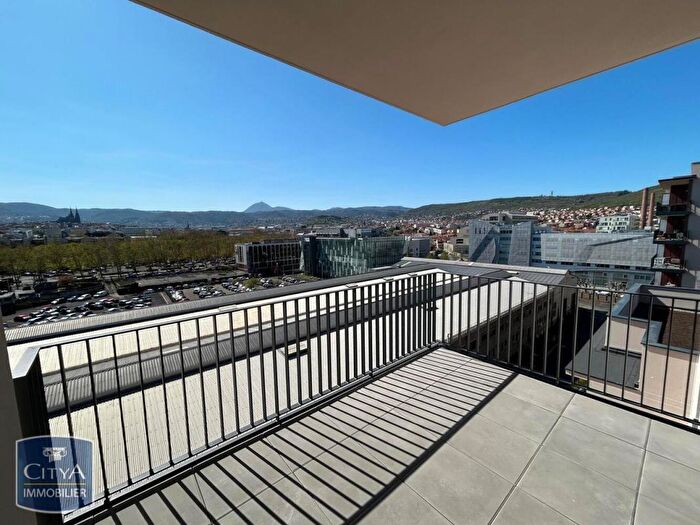 Appartement à louer - Clermont-Ferrand, Montferrand - 4 pièces - 3 chambres