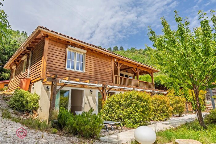 Maison à vendre - Quillan - 8 pièces - 5 chambres