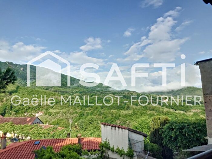 Appartement à louer - Saint-Laurent-de-Cerdans - 2 pièces - 1 chambre