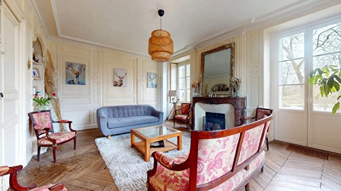 Maison à vendre - Dampierre-en-Yvelines - 10 pièces - 6 chambres