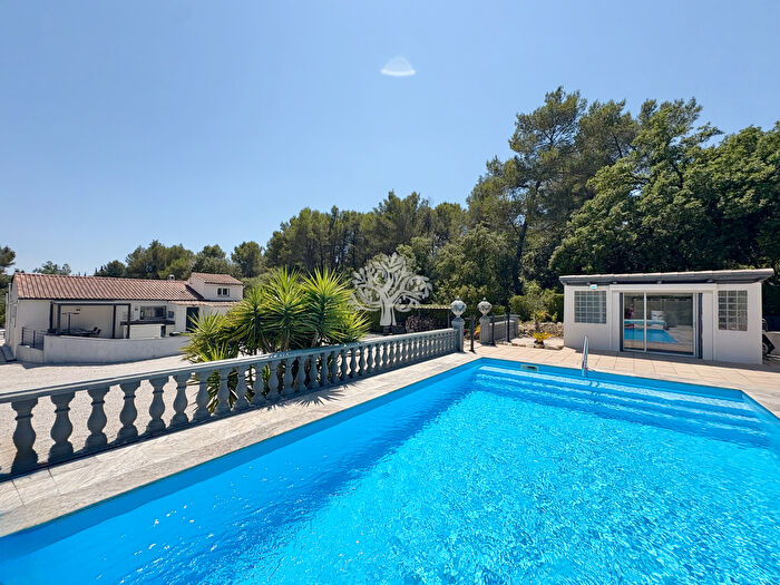 Maison 5 pièces à vendre à Évenos
