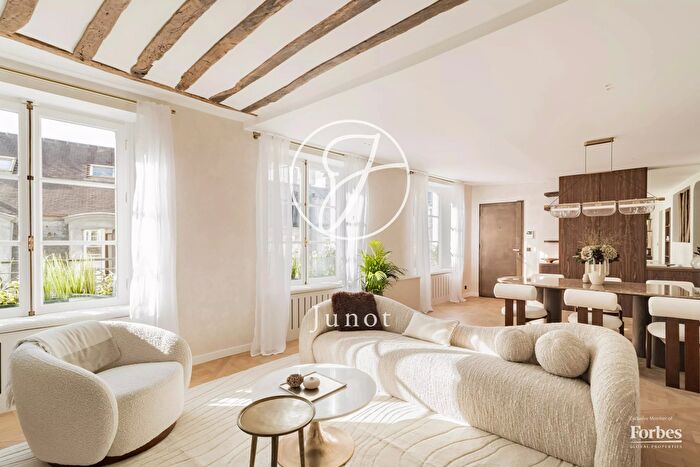 Paris 6ème, Odéon, Mabillon - Appartement 4 pièces à vendre