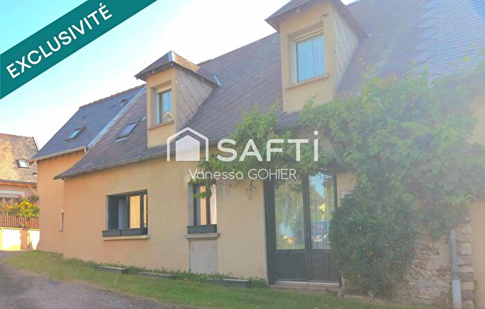 Maison 6 pièces à Luché-Pringé, à vendre