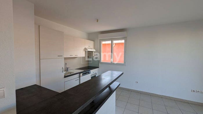 Les Milles, Aix-en-Provence : Appartement 1 pièce à louer
