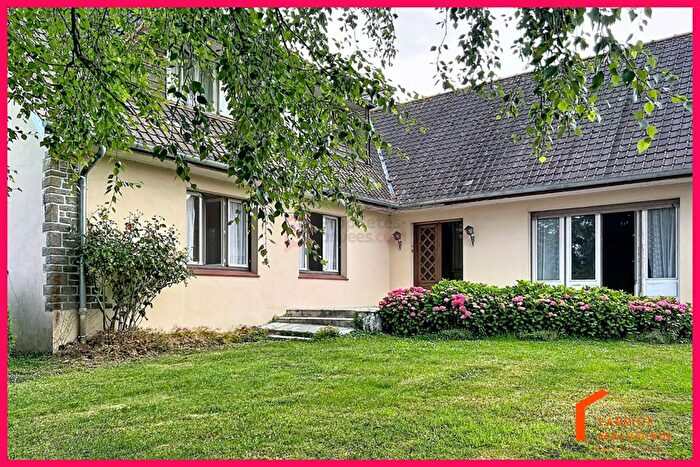 Maison 7 pièces à Attin, à vendre