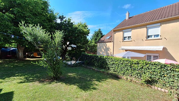 Soignolles-en-Brie : Maison 5 pièces à vendre
