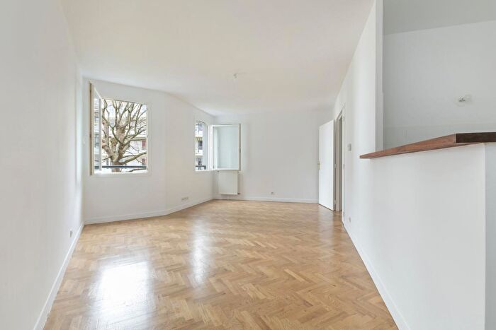 Appartement 2 pièces à vendre - Clichy, Centre-ville