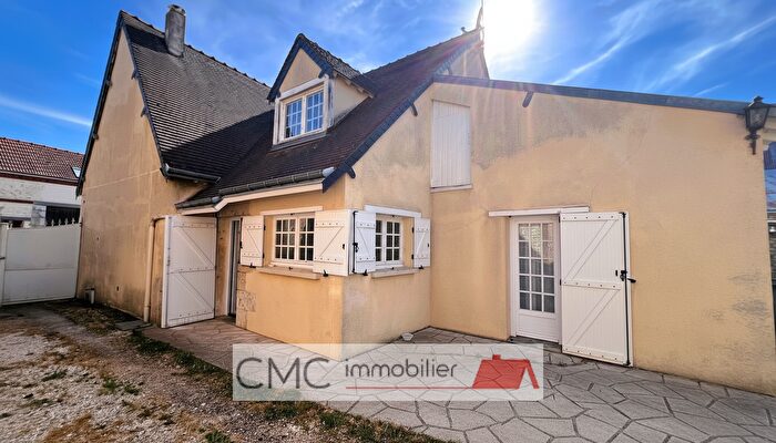Maison 5 pièces à vendre à Prunay-le-Gillon