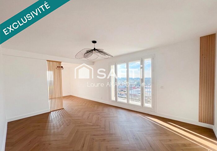 Appartement à vendre - Chelles, Chelles Sud, Grande Prairie, Bords de Marne - 5 pièces - 3 chambres