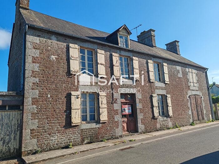 Maison 5 pièces à Buais, à vendre