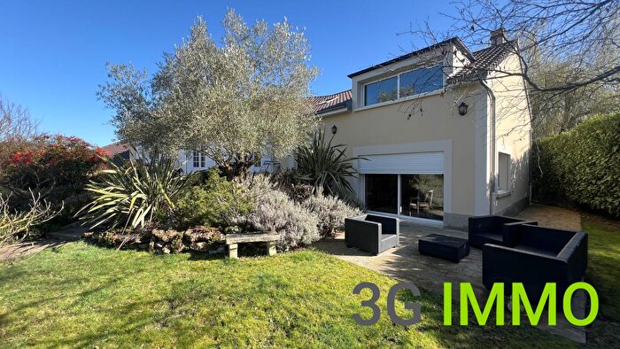 Maison à vendre - Houdan - 8 pièces - 5 chambres