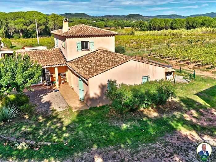 Maison à vendre - Vidauban - 6 pièces - 5 chambres