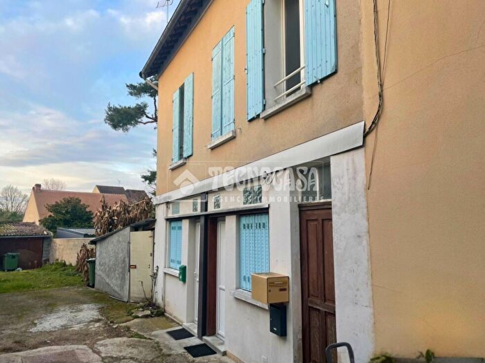 Maison à vendre - Noisy-le-Roi - 5 pièces - 3 chambres