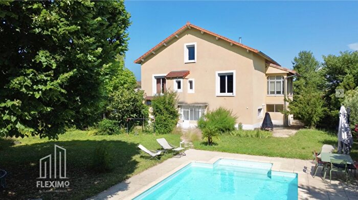 Maison 8 pièces à Guilherand-Granges, à vendre