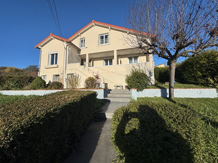 Maison à vendre - Châtel-Guyon - 5 pièces - 3 chambres