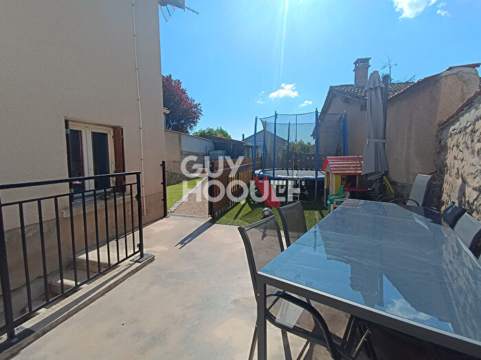 Maison à vendre - Chambost-Longessaigne - 6 pièces - 4 chambres