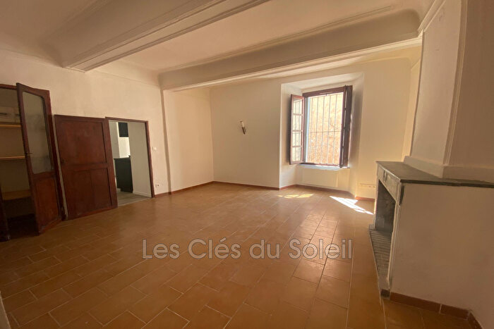 Appartement à louer - Brignoles, Centre-ville, Vieille ville - 2 pièces - 1 chambre