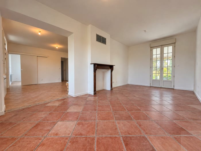 Maison 6 pièces à vendre à Erches