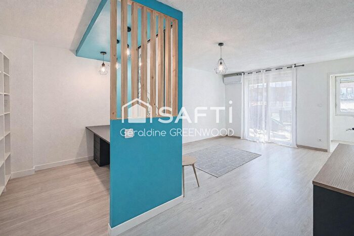 Appartement à vendre - Fonbeauzard - 2 pièces - 1 chambre